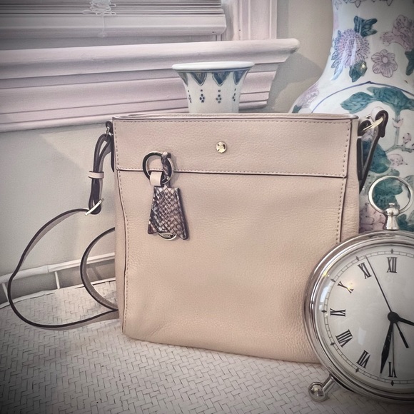 G.I.L.I. | Bags | Gili Crossbody Bag | Poshmark